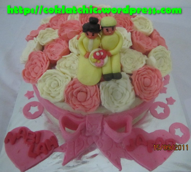 Cake buket bunga – NABILAH dan JAFAR – COKLATCHIC CAKE Est.2004