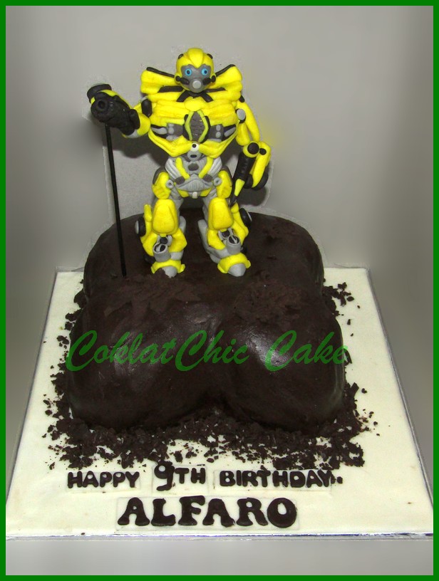 Cake The Transformers Bumblebee – ALFARO – COKLATCHIC CAKE Est.2004