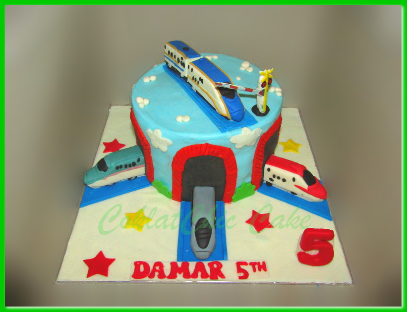 Cake Shinkansen – DAMAR – COKLATCHIC CAKE Est.2004